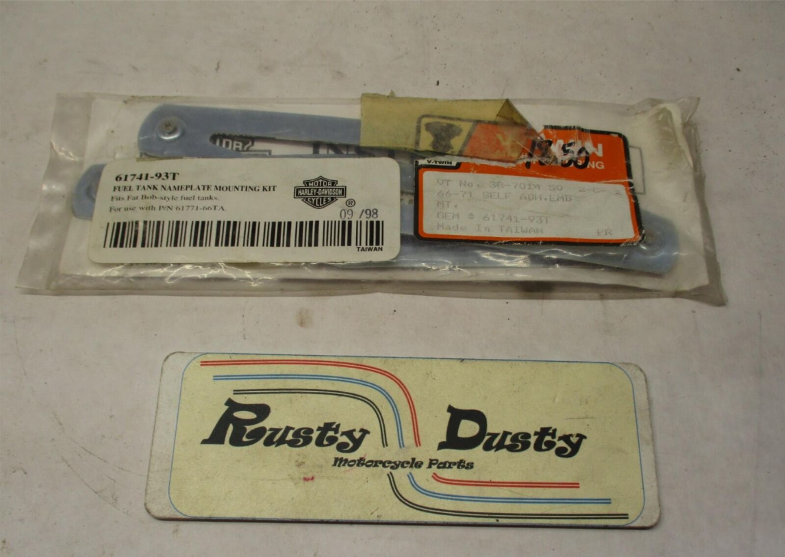 Harley Davidson Fuel Gas Tank Name Plate Mounting Kit 61741-93T – Rusty ...