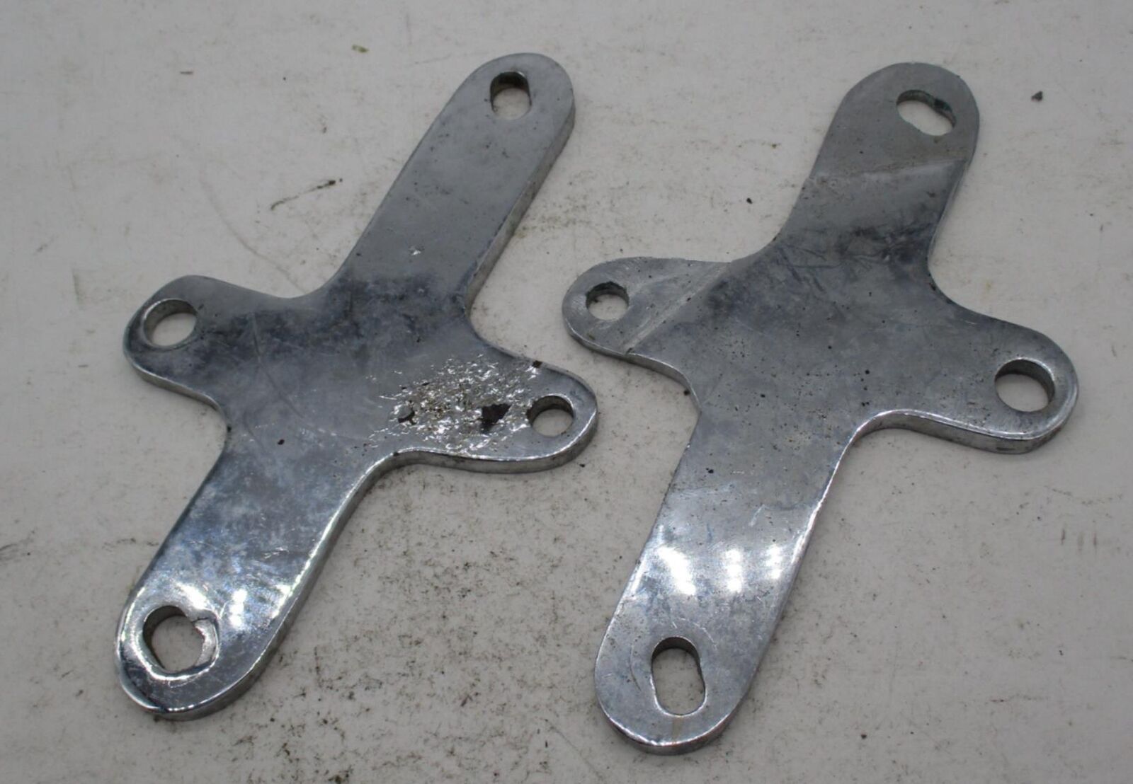 Harley Davidson Pair of Highway Foot Control Peg Mounting Plate Bracke ...